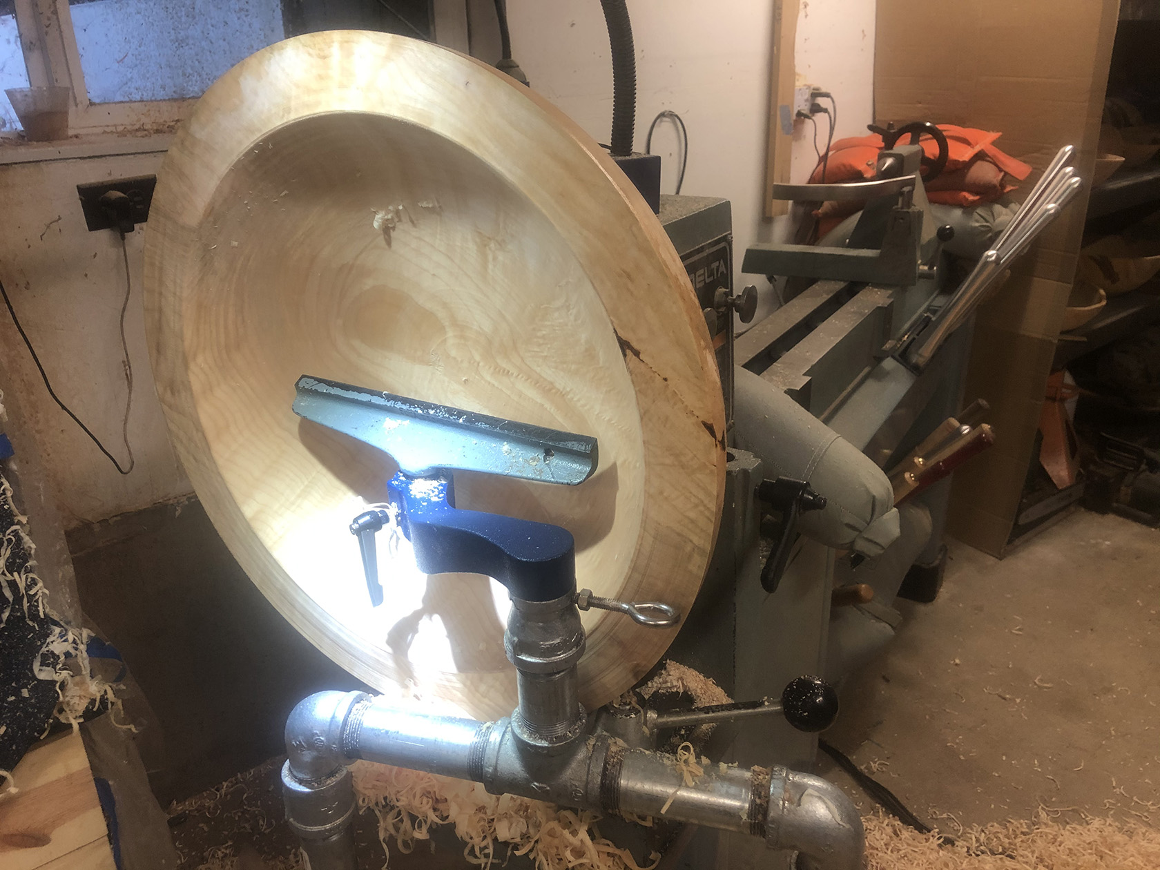 Turning Large Bowls - Ric Woodworking